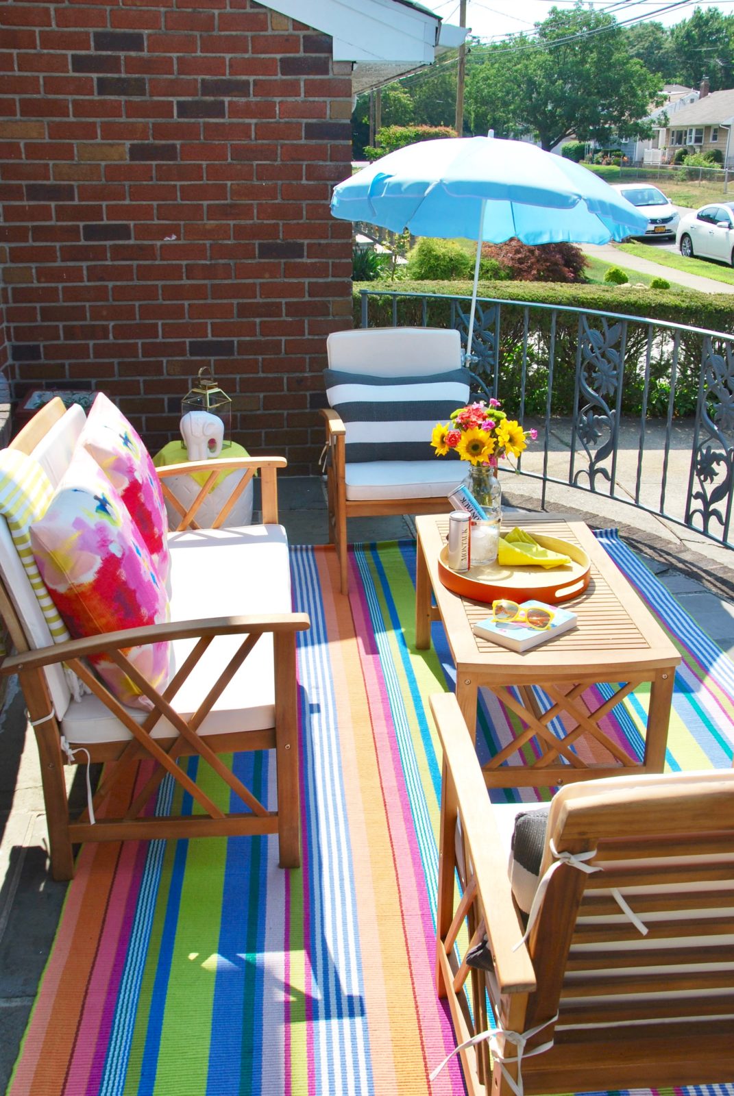 Colorful Outdoor Living! - Showit Blog